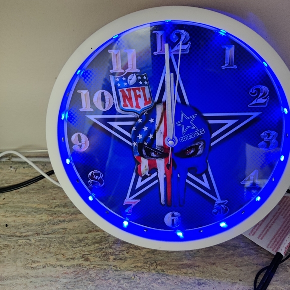 NFL | Wall Decor | Dallas Cowboys Clock | Poshmark